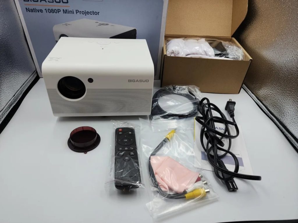 BIGASUO Projector Native 1080P Projector Bluetooth with Digital Zoom ...